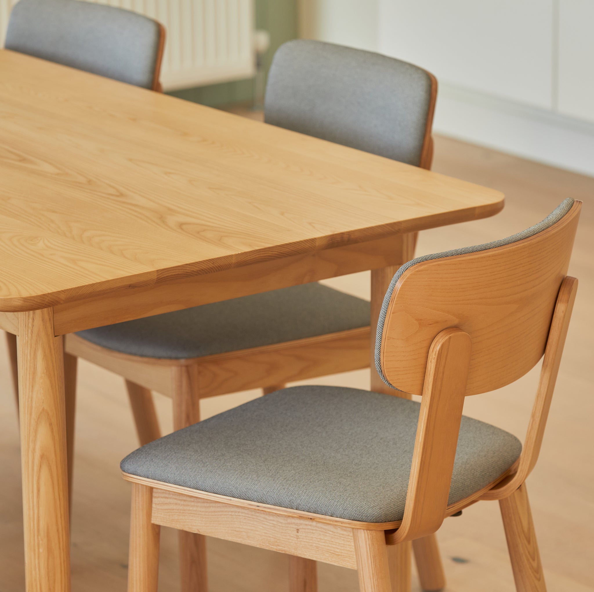 Kin Dining Chair – Eva