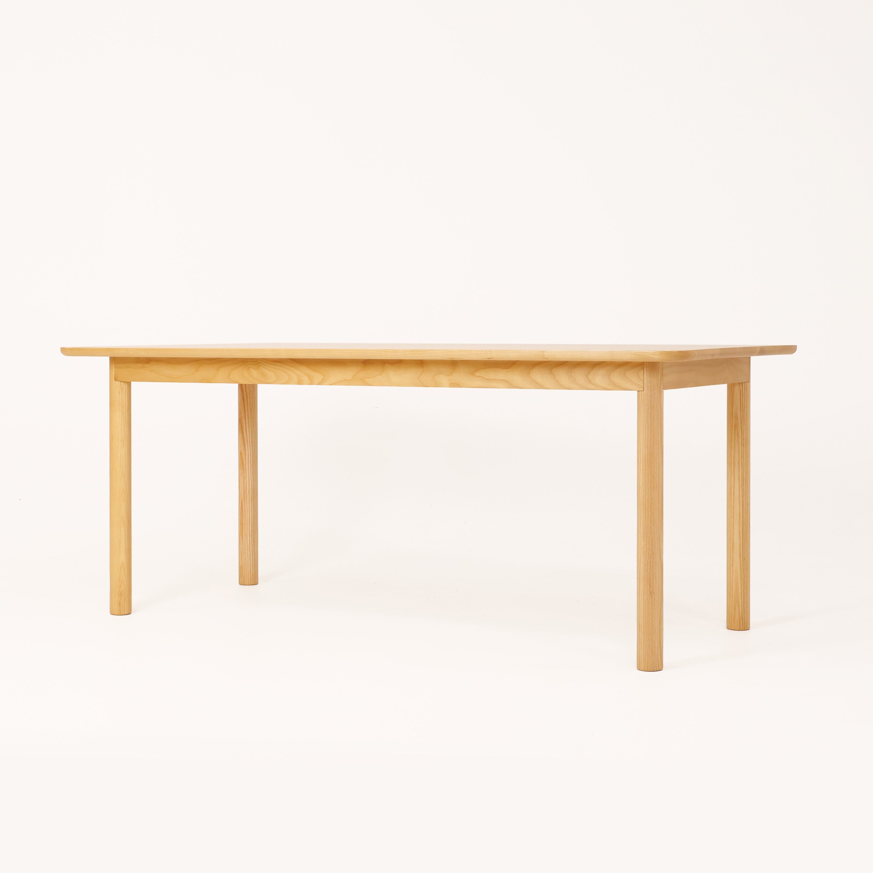 Kin Dining Table – Eva